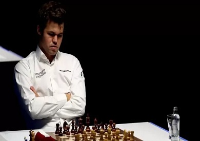 How did chess player Hans Niemann respond to being accused of cheating in more than 100 games ...